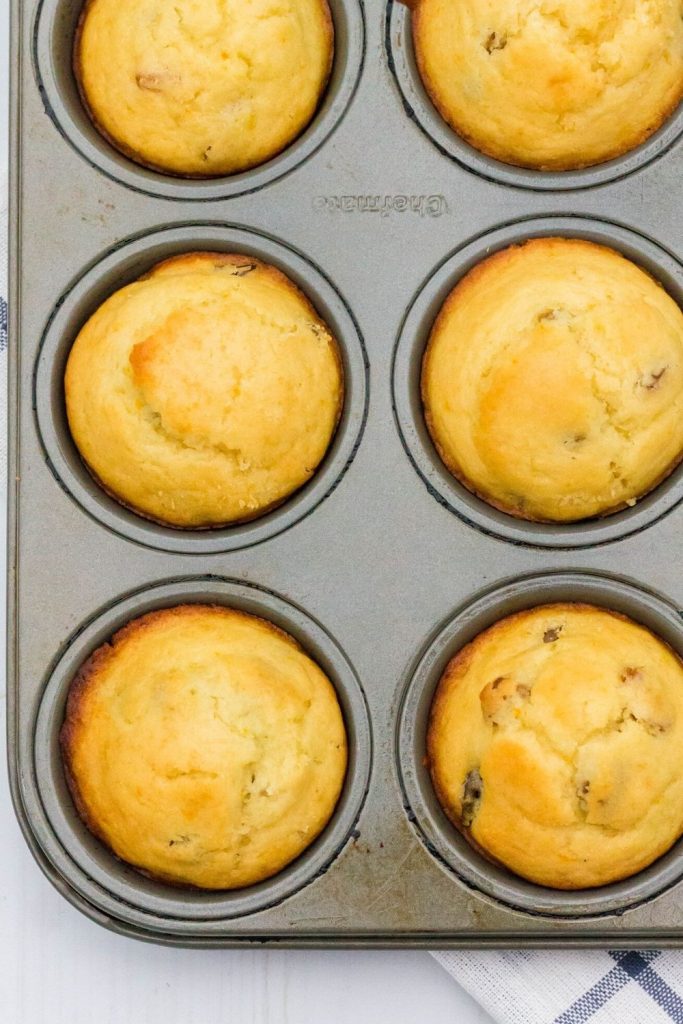 Easiest German Muffins - Family Favorite Holiday Recipes