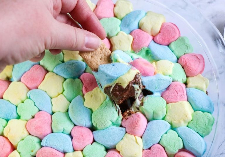 Easy Lucky Charms S'mores Dip - Family Favorite Holiday Recipes